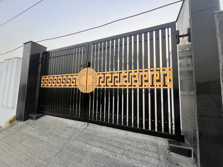 Farmhouse Available For Rent - Ghaziabad