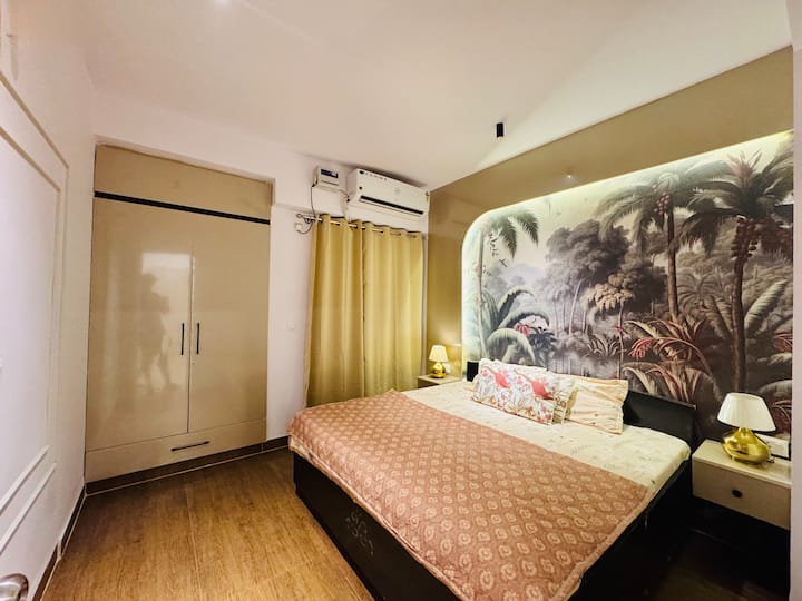 Luxury Flat In Ghaziabad - Ghaziabad