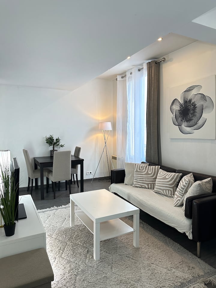 Charmant Duplex 2min Stade De France & 10min Paris - Saint-Denis, France