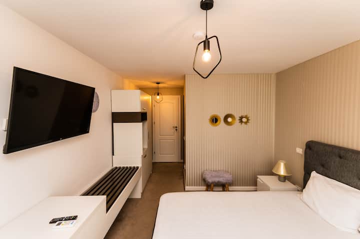 Mamaia Nord All 2nd Floor Villa - Constanța