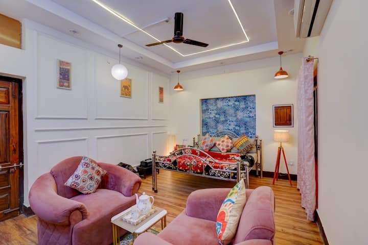 The Family Courtyard - A Boutique Villa 5 Rooms - Lucknow