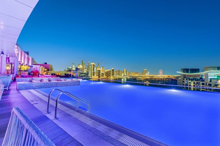 Serene Palm Studio | Sky Pool & Beach Access - Dubai