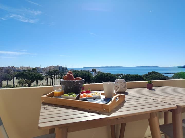 Vue Mer, Terrasses,parking, Plage Et Centre à 2 Mn - Île du Levant