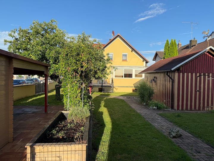 Haus Mit Großem Garten & Garage - Manching