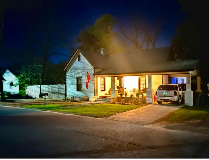 The Leesville Leisurely - Gilbert, SC