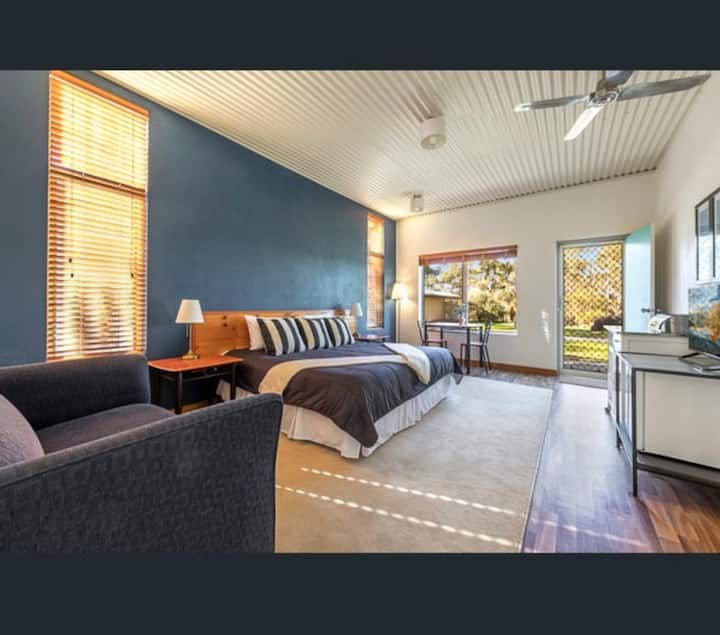 Tranquil, Motel Style Rooms, 2 Available. - Blyth