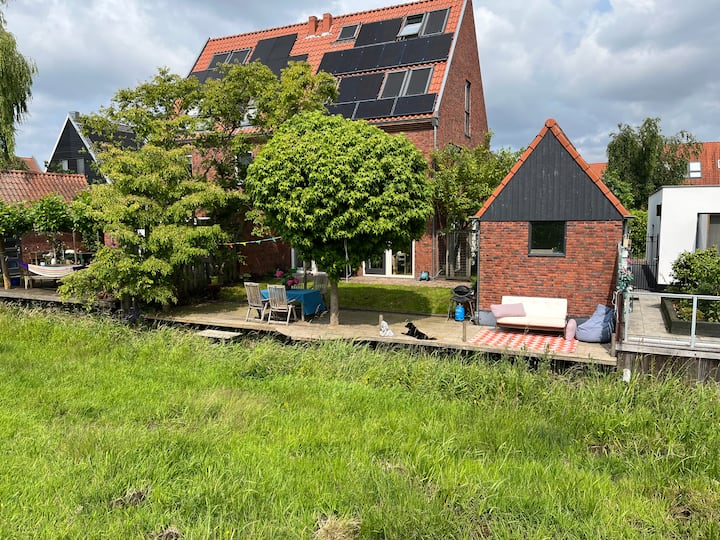 House At The Dyke - La Haye