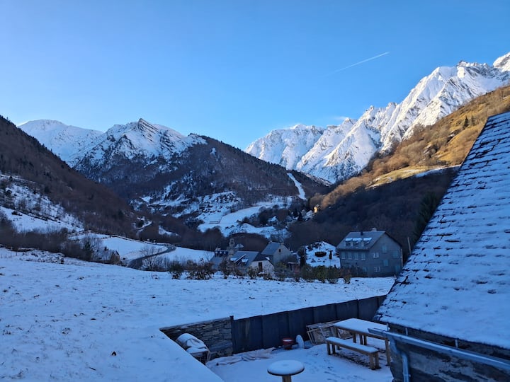 Un Petit Coin De Paradis - Aragnouet