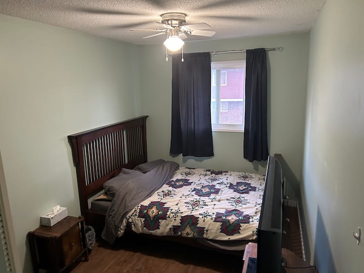 Single Private Room, Queen Bed-tv - 
