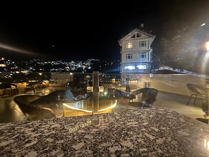 Spacious 3br Valley View - 西姆拉