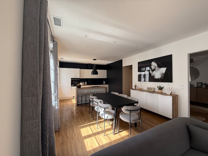 Appartement 90m•2 3 Chambres - Perpignan