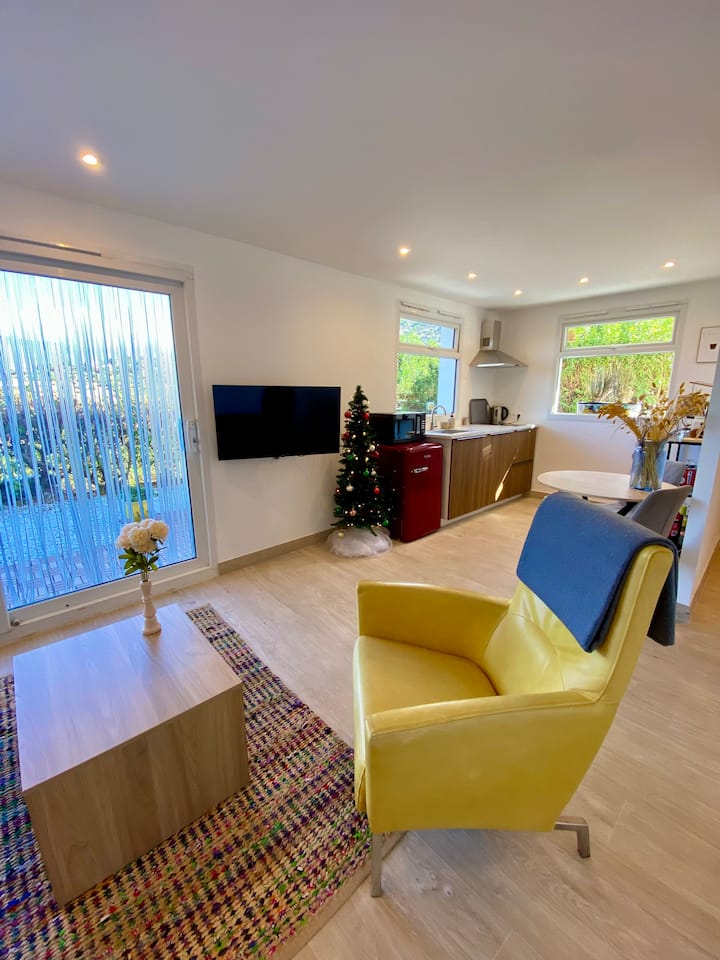 One-bedroom Apartment In Sayalonga - Torrox Costa