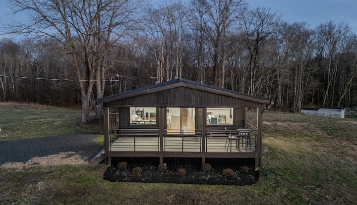 Fresh Air & Modern Farm Charm - Waldorf, MD