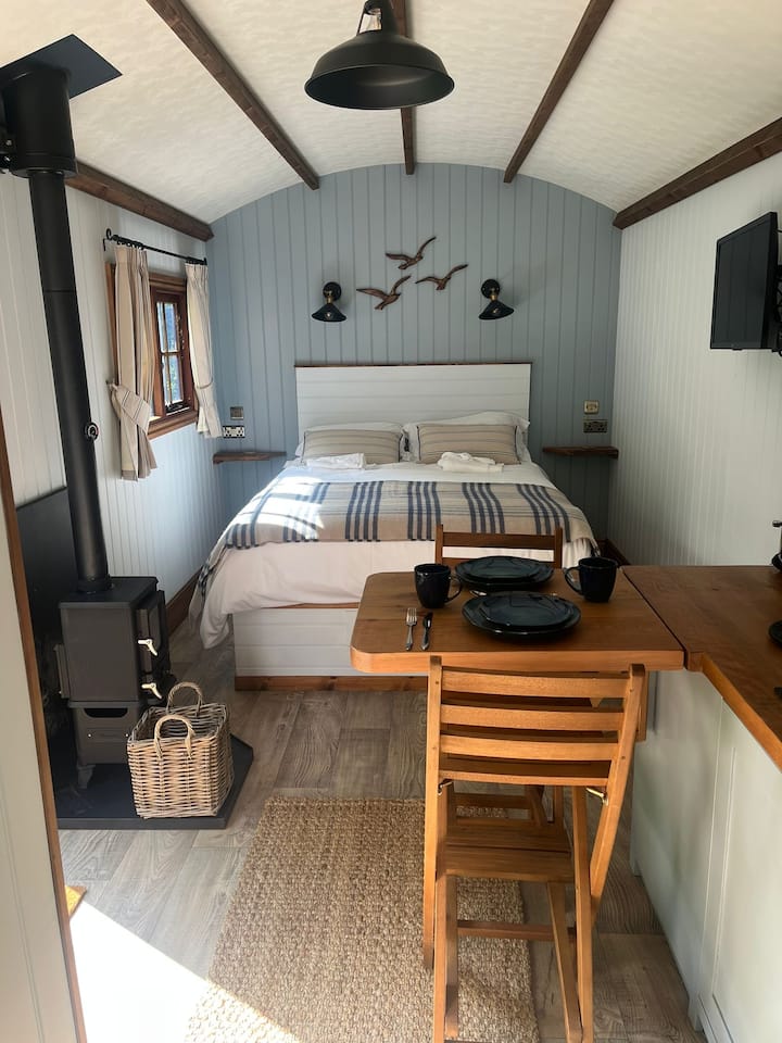 Woodside Shepherd Hut Hawsker Near Whitby - Yorkshire