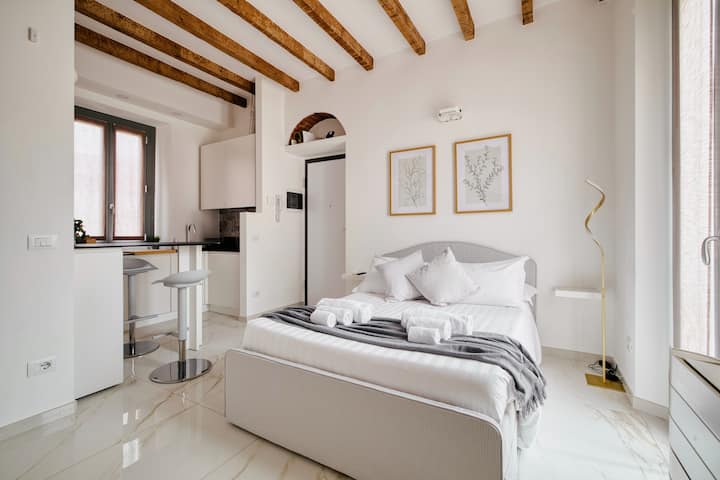 Studio De Design Dans Le Quartier Tortona - Milan