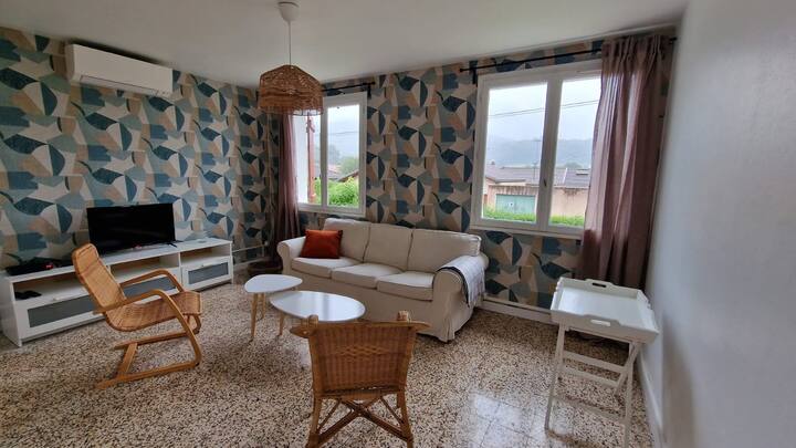 Maison Aux Portes Du Jura Dans Cité De Caractère - Cuiseaux
