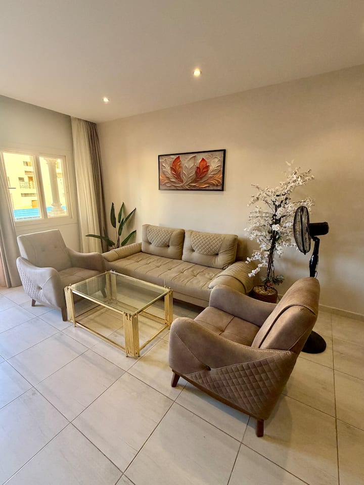 2 Bedroom Flat In Center Close To Beach - Hurghada