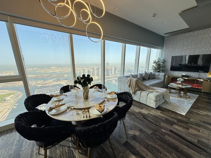 New Year 67th Floor Fireworks Atlantis & Dubai Eye - Dubai