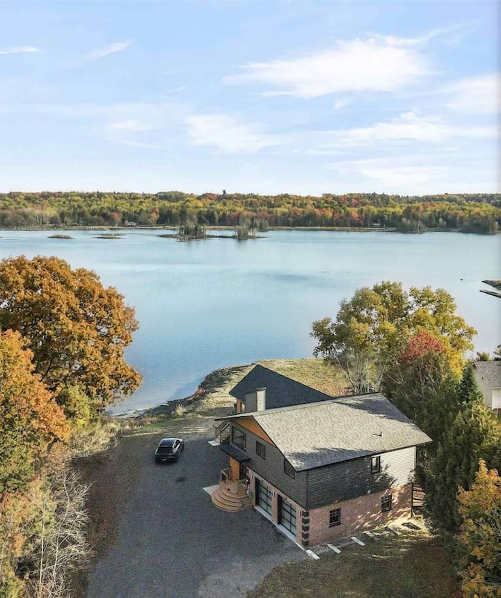 Secluded Waterfront Home | Lake Access, Deck, Bbq - Sault Ste. Marie