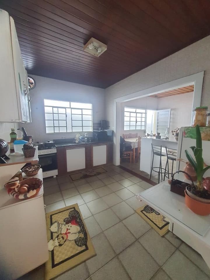 Casa Aconchegante Na Montanha
Localizada No Centro - Campos do Jordão