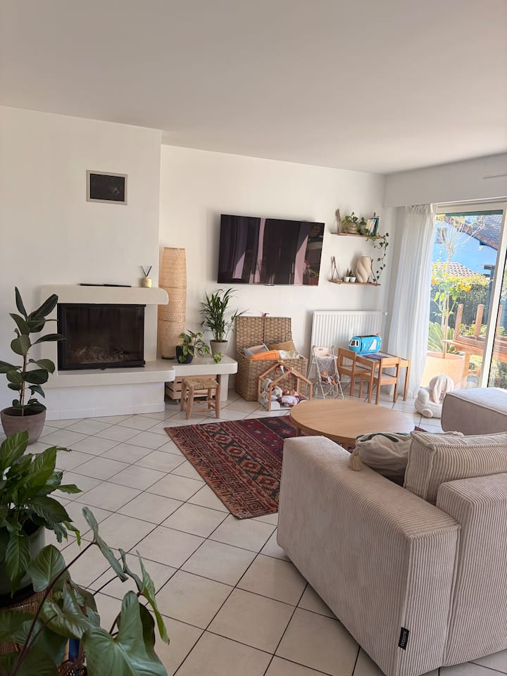 Maison Familiale Basque Avec Piscine - Anglet
