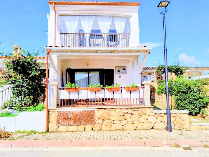 Villetta Fronte Mare Con Patio E Veranda - Golfo Aranci