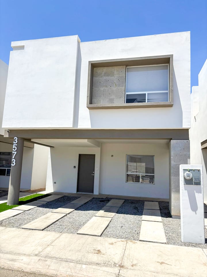Casa Con Acceso Alberca Para 8 Facturamos - Mexicali