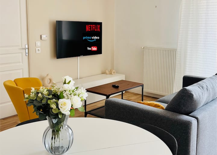 T2 Cosy, Calme + Balcon, Parking, Netflix - Sathonay-Camp