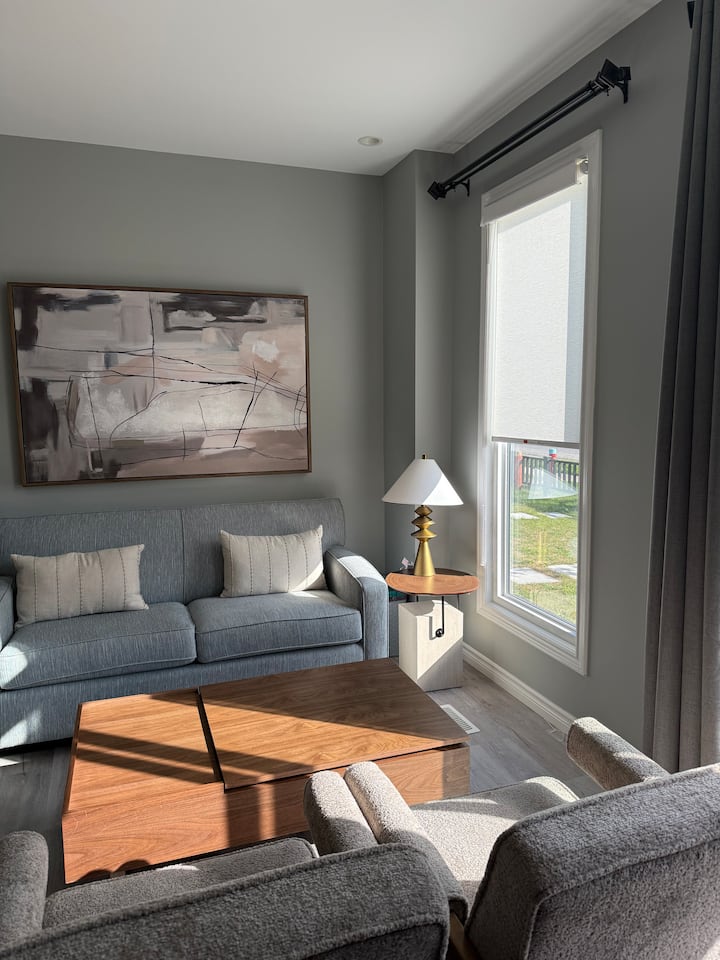 New Townhouse At Niagara Falls - Niagara Falls