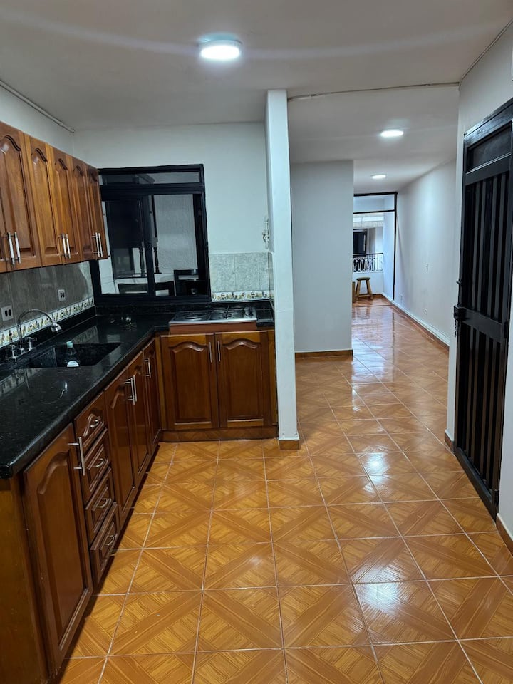 Casa Del Parque, Cómodo Y Seguro Para Tu Familia - Copacabana, Colombie