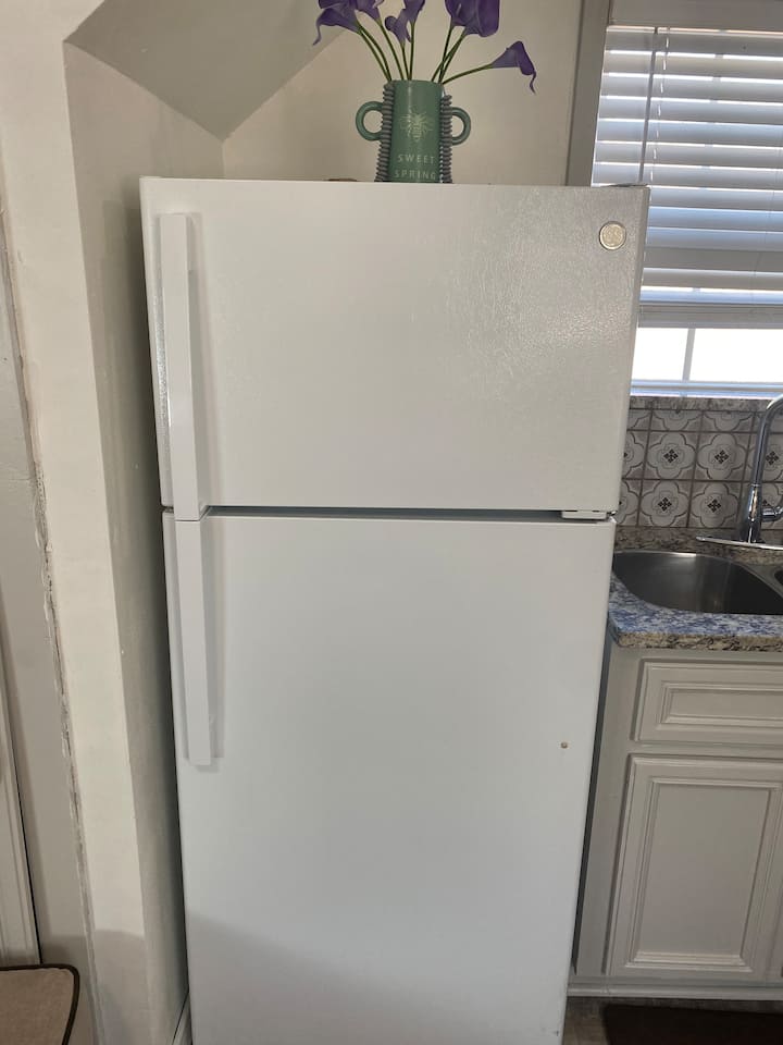 “Clean & Peaceful Tiny Home, Feel At Home” - Houston, TX