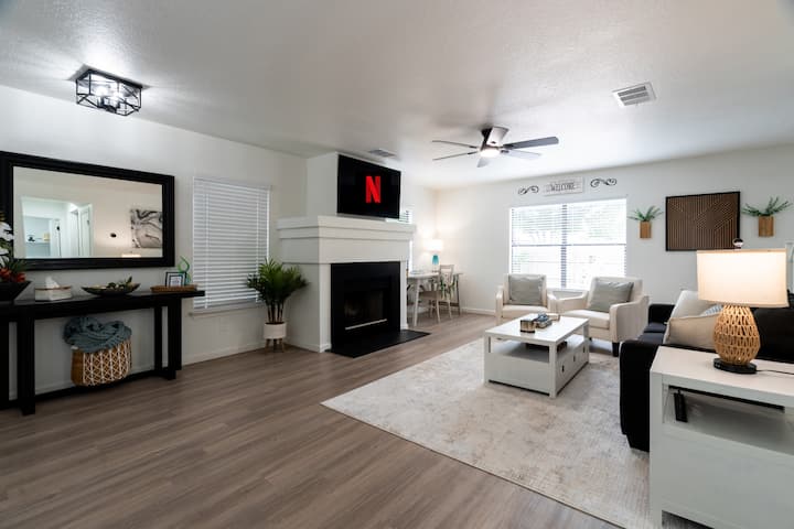 Entire Home: Pet Friendly & Near Lackland - Luckey Ranch – San Antonio
