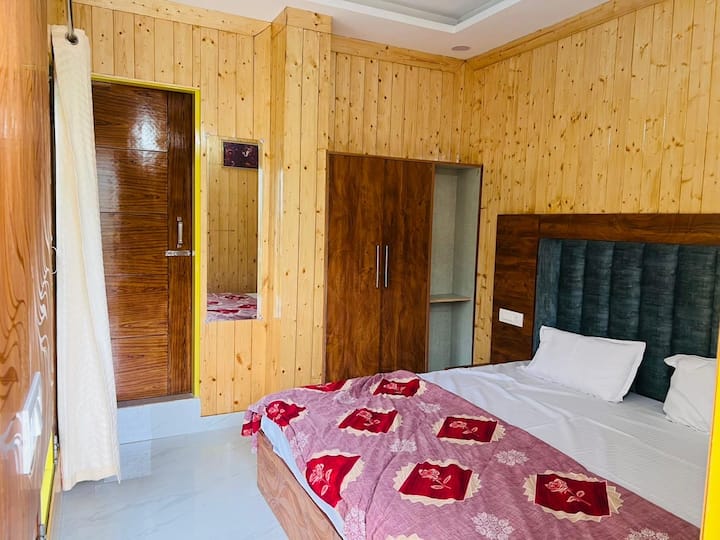 Kempty Pool | Valley View By Jabula Getaways - Mussoorie