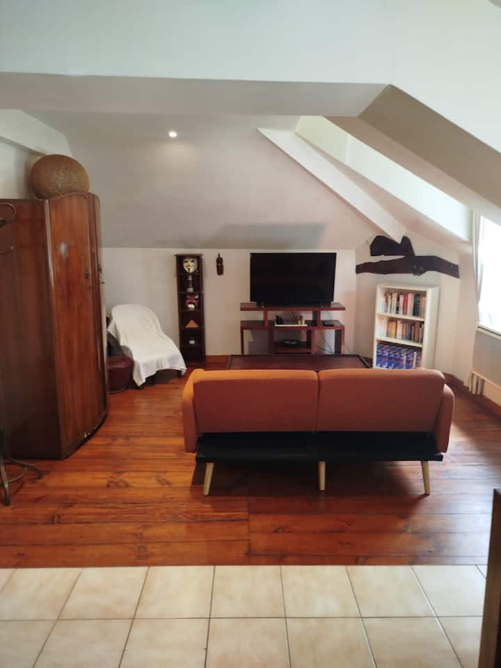 Cosy T2 Idéalement Situé. - Hasparren