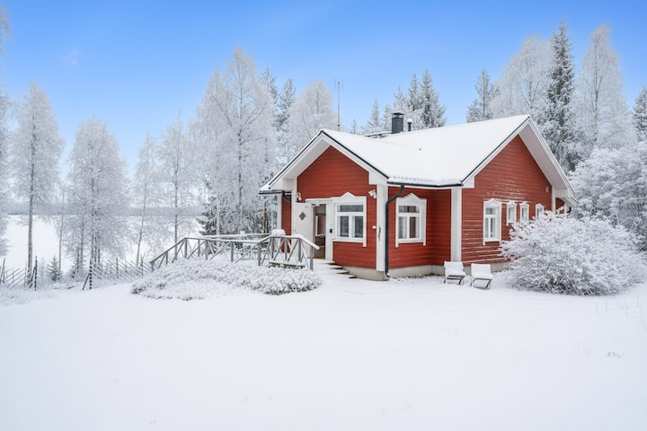 Chalet Cozy Au Bord Du Lac, Près De Rovaniemi -