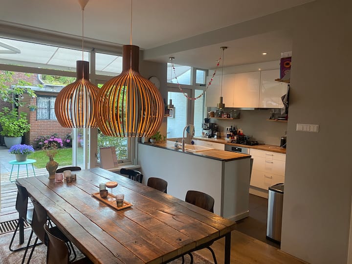 Leuk Sfeervol Huis, Tuin Op Zuiden, Vlakbij Stad. -