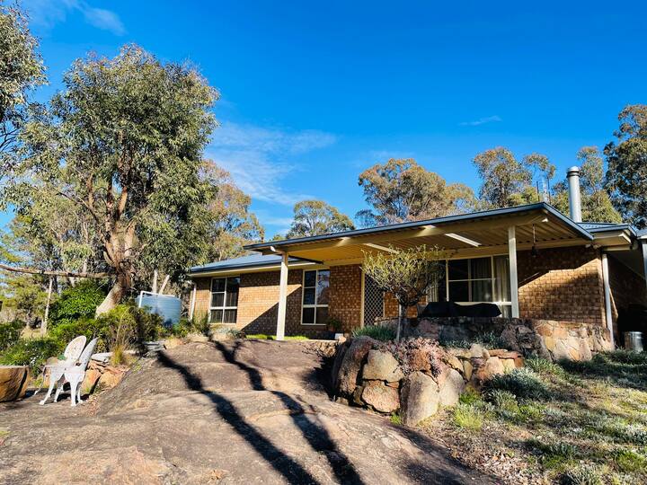 Bluesky Retreat | Peaceful Cosy House | Stanthorpe - Stanthorpe