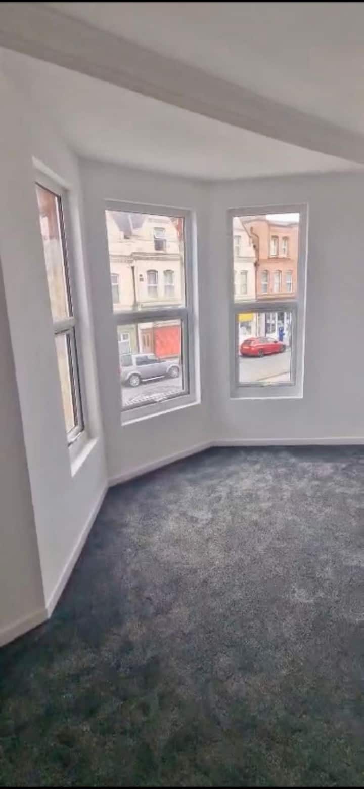 1 Bedroom Apartment - The Den - Plymouth