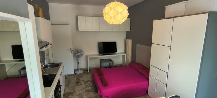 2 Passi Dal Mare/centro/stazione - Rímini