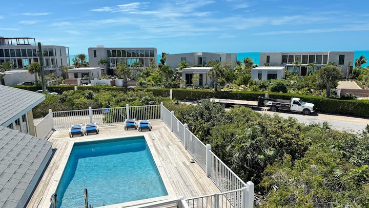 Luxury 4 Br Ocean View Villa - Turks and Caicos Islands