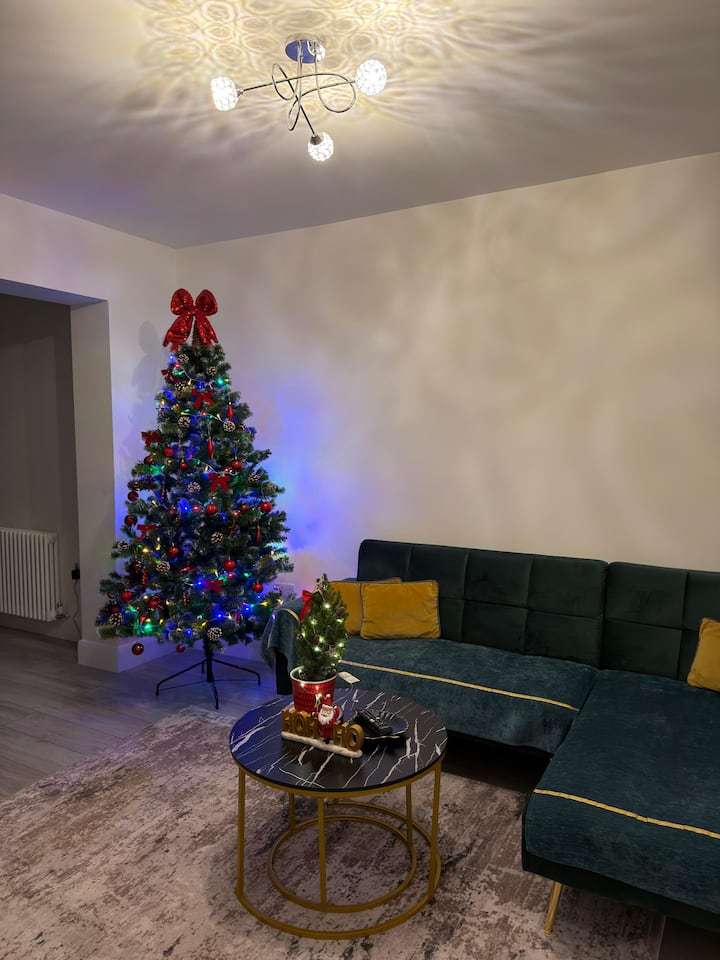 Holidaydreamhouseswembley - London