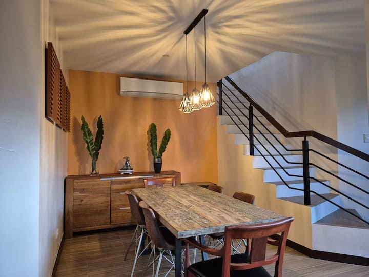 Farmhouse Loft Near Tagaytay - Philippines