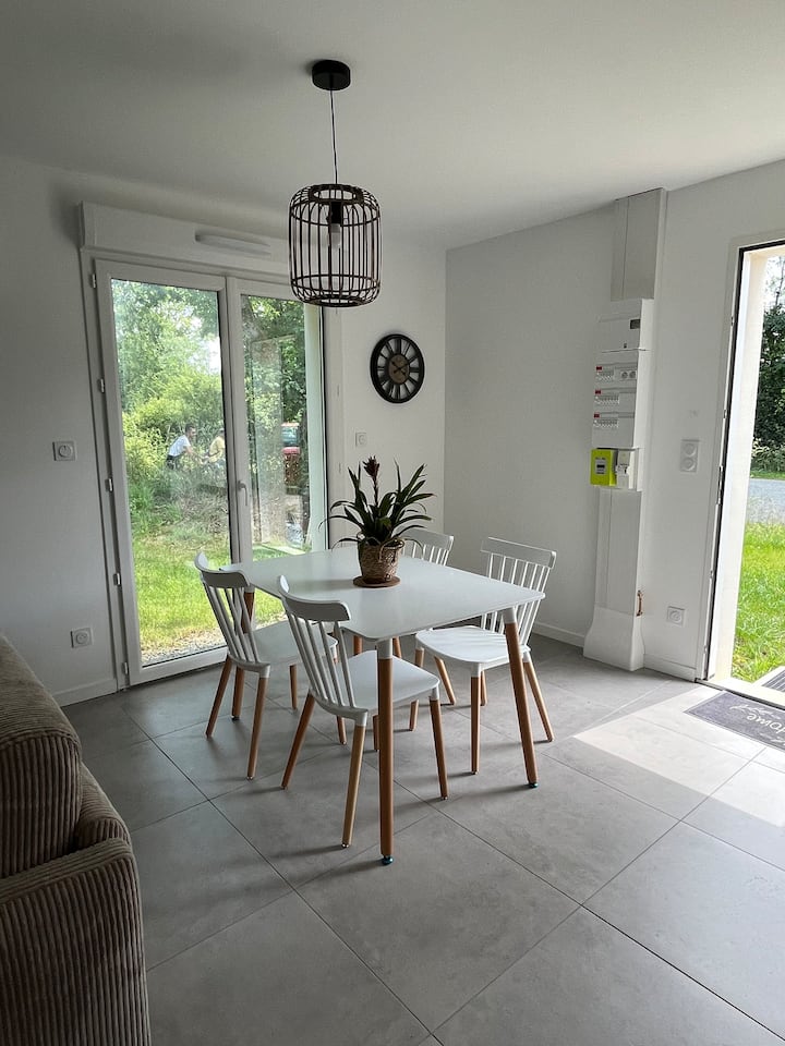 Logement En Rez-de-jardin - ibis La Roche Sur Yon Vendespace