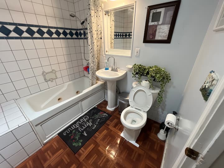 W03- Room With Private Entrance - Santa Clara, CA