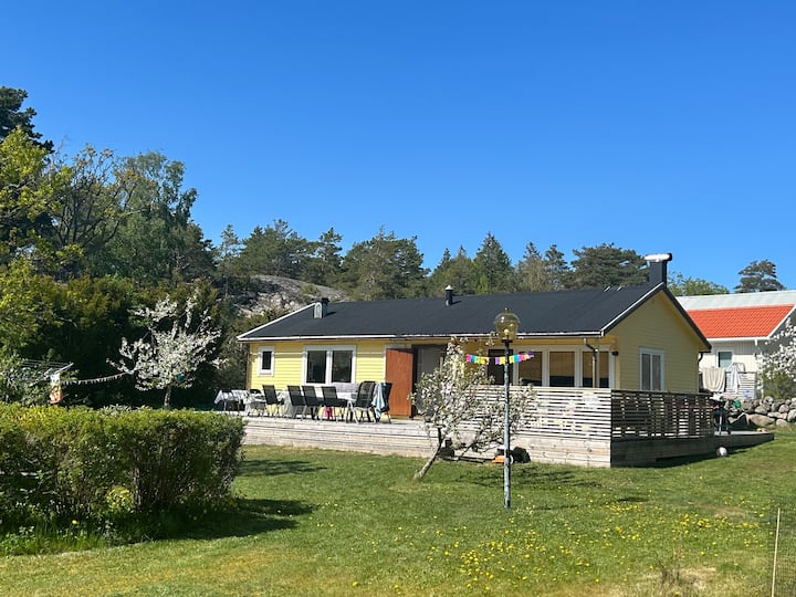 Koselig Hytte Nær Sjøen - Strömstad