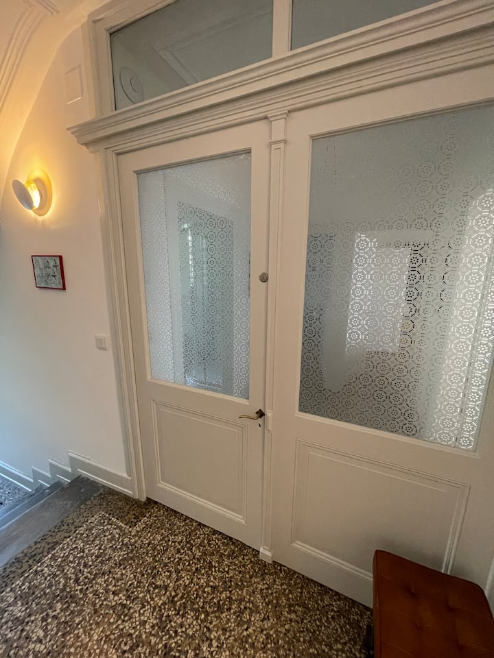 Quiet Apartment, Close To Train St., With Parking - Basel