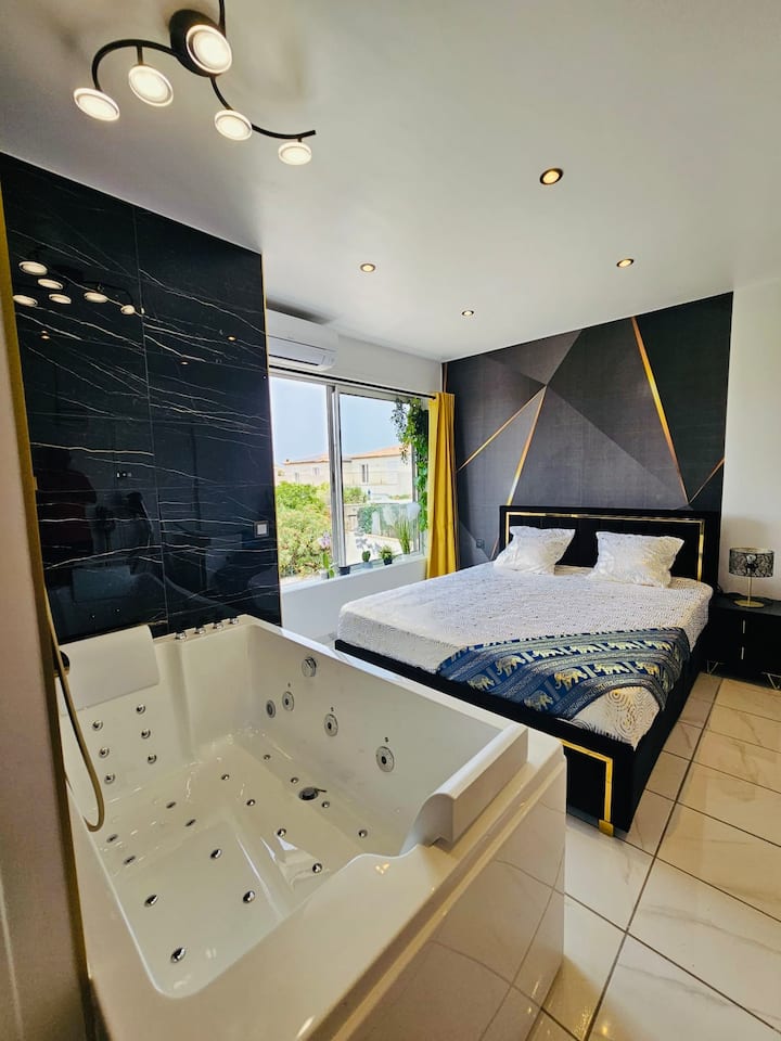 Luxury Beach Room - Frontignan