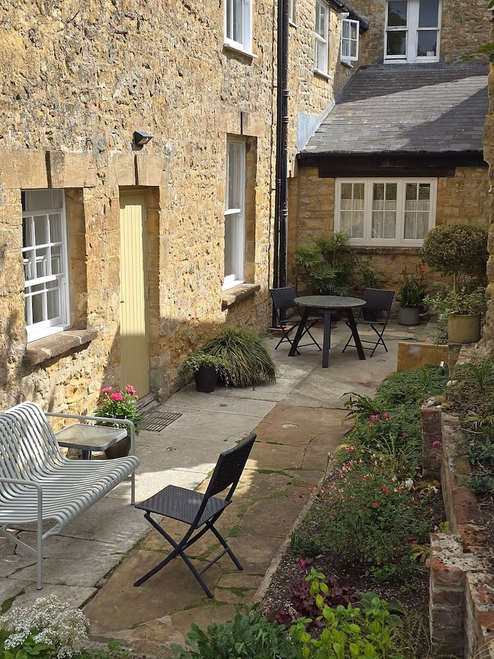 Accommodation In Dorset, Sherborne - Sherborne