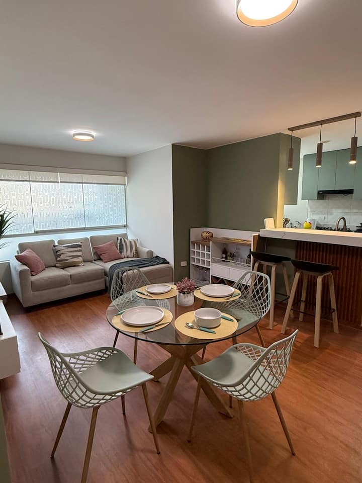 2 Dormitorios 2 Baños Cerca A Parque - Peru