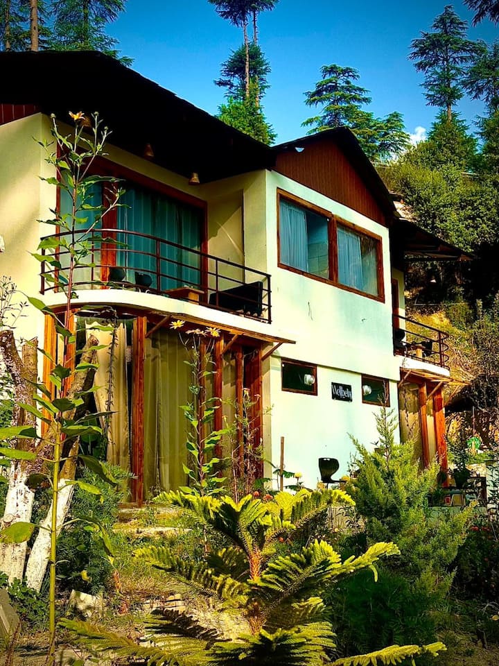 Mountain Escape With 360 Views (Gf) - Mandi